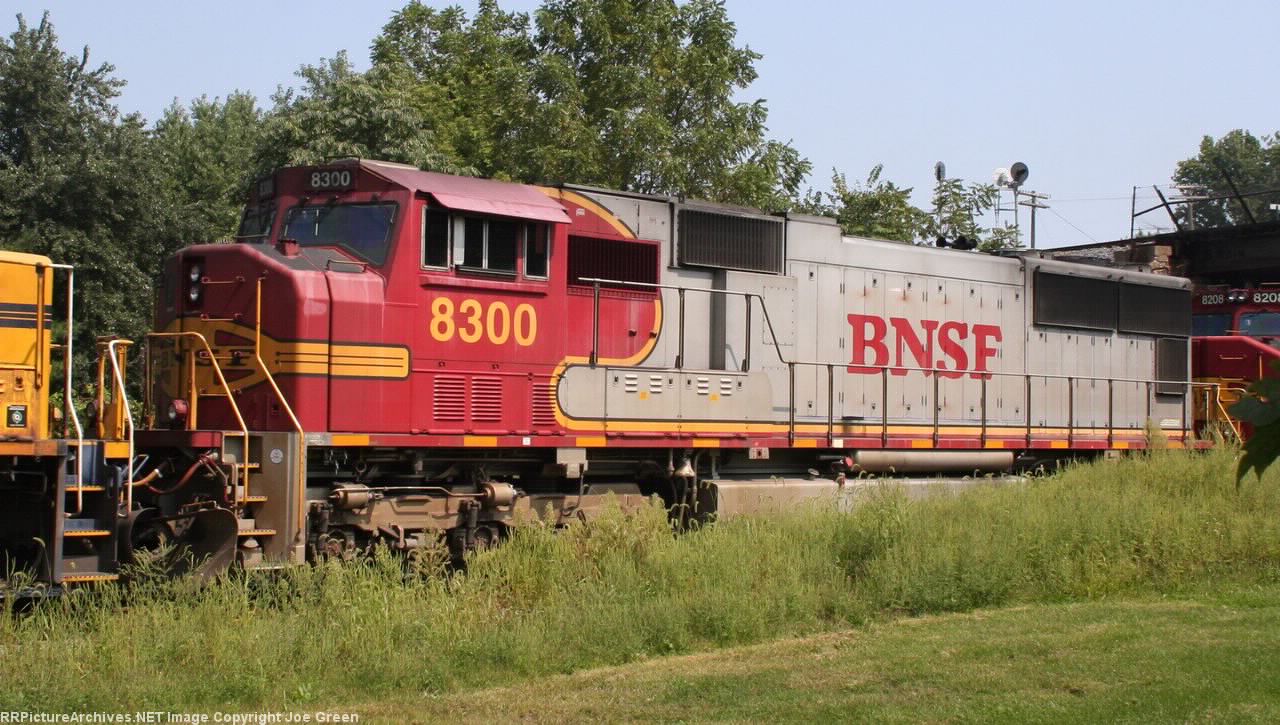 BNSF 8300
